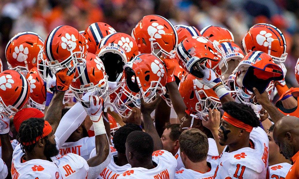 Mascota De Los Caballeros Escarlata De Rutgers
